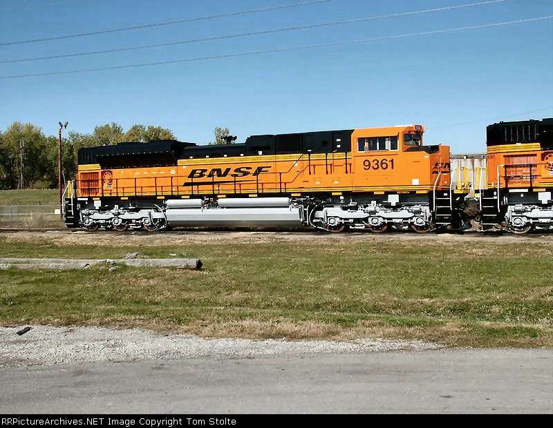 BNSF 9361